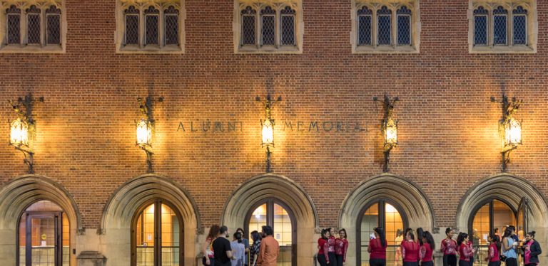 Alumni Memorial Building | Classroom Technology Resource